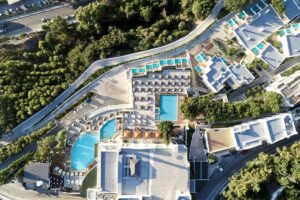 Lindos (Rhodos): Akropolis, activiteiten, strand & tips!